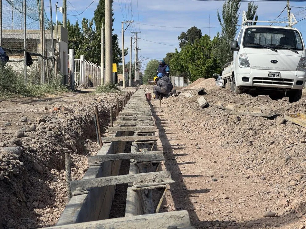 Atención vecinos avanza la obra de cordón cuneta en Estado de Israel ...